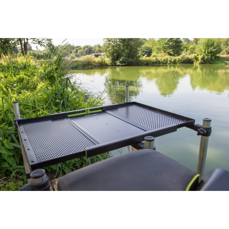 Desserte XL extendable side tray Matrix pour station de pêche